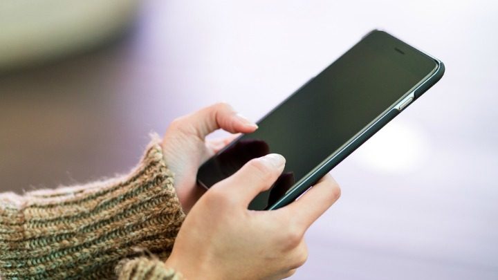 Mobile phone makers are including panic buttons for women’s safety ...