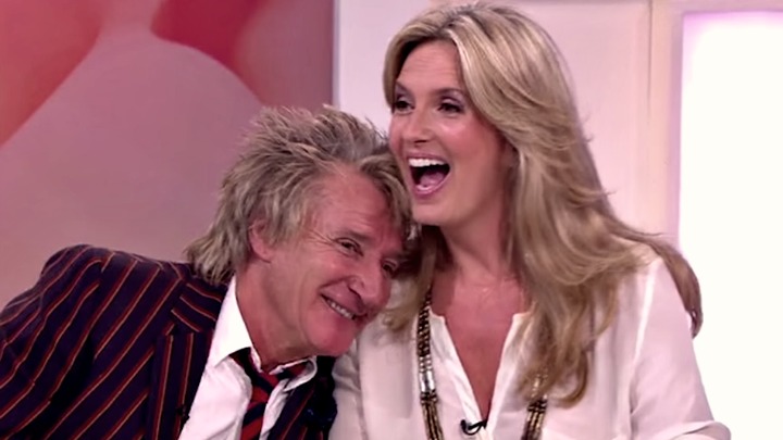 Sir Rod Stewart showers his wife with the most romantic gesture ...