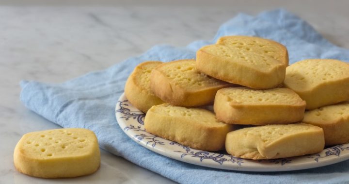 Classic shortbread biscuits - Starts at 60