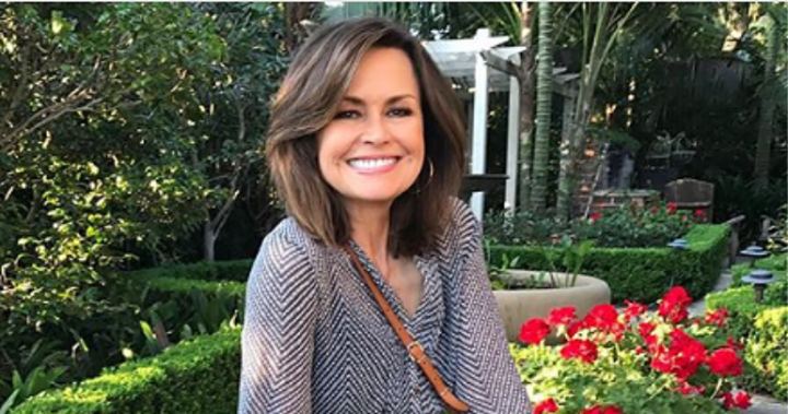 Green thumb Lisa Wilkinson shows off gorgeous homegrown pink roses ...