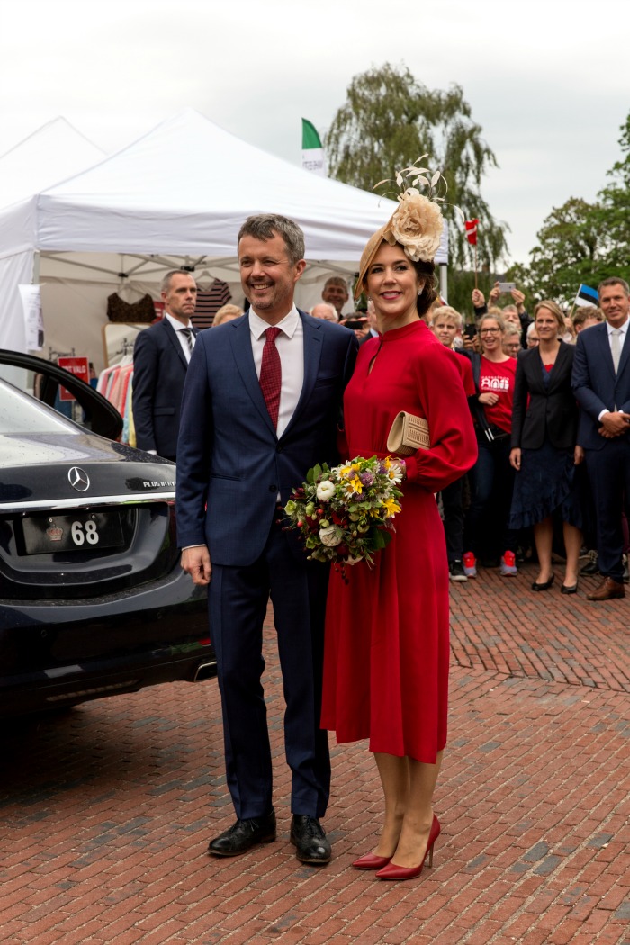 Gorgeous Princess Mary exudes glamour in stunning red frock and heels ...