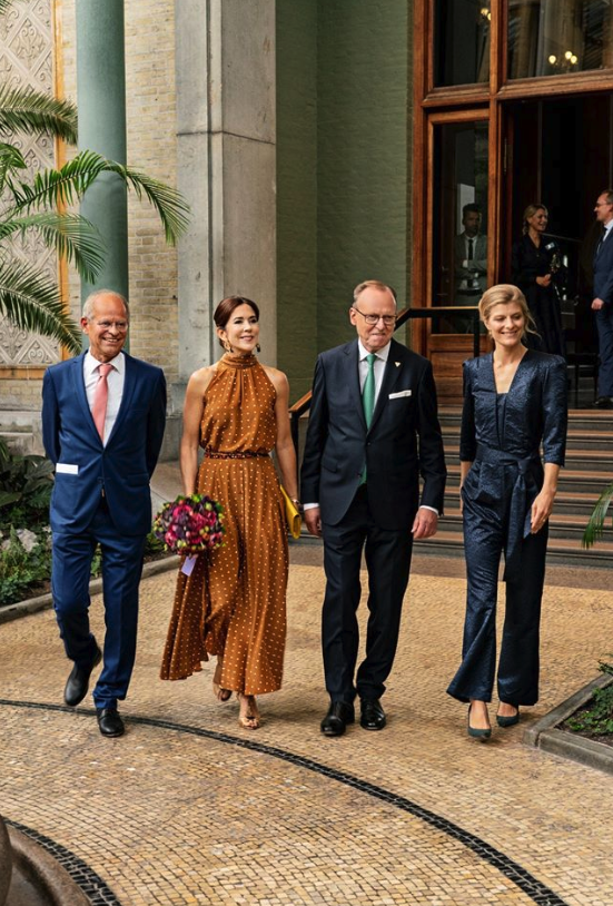 Polka dots to florals: Princess Mary’s two stunning outfits in just a ...