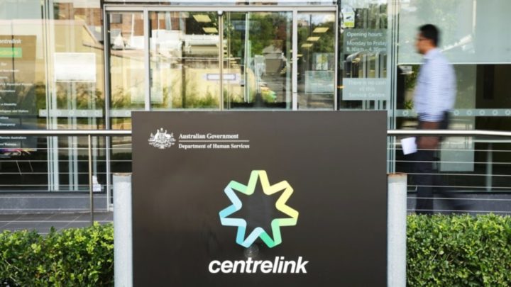 Bill Shorten launches legal fight against Centrelink’s ‘sick’ robodebt ...
