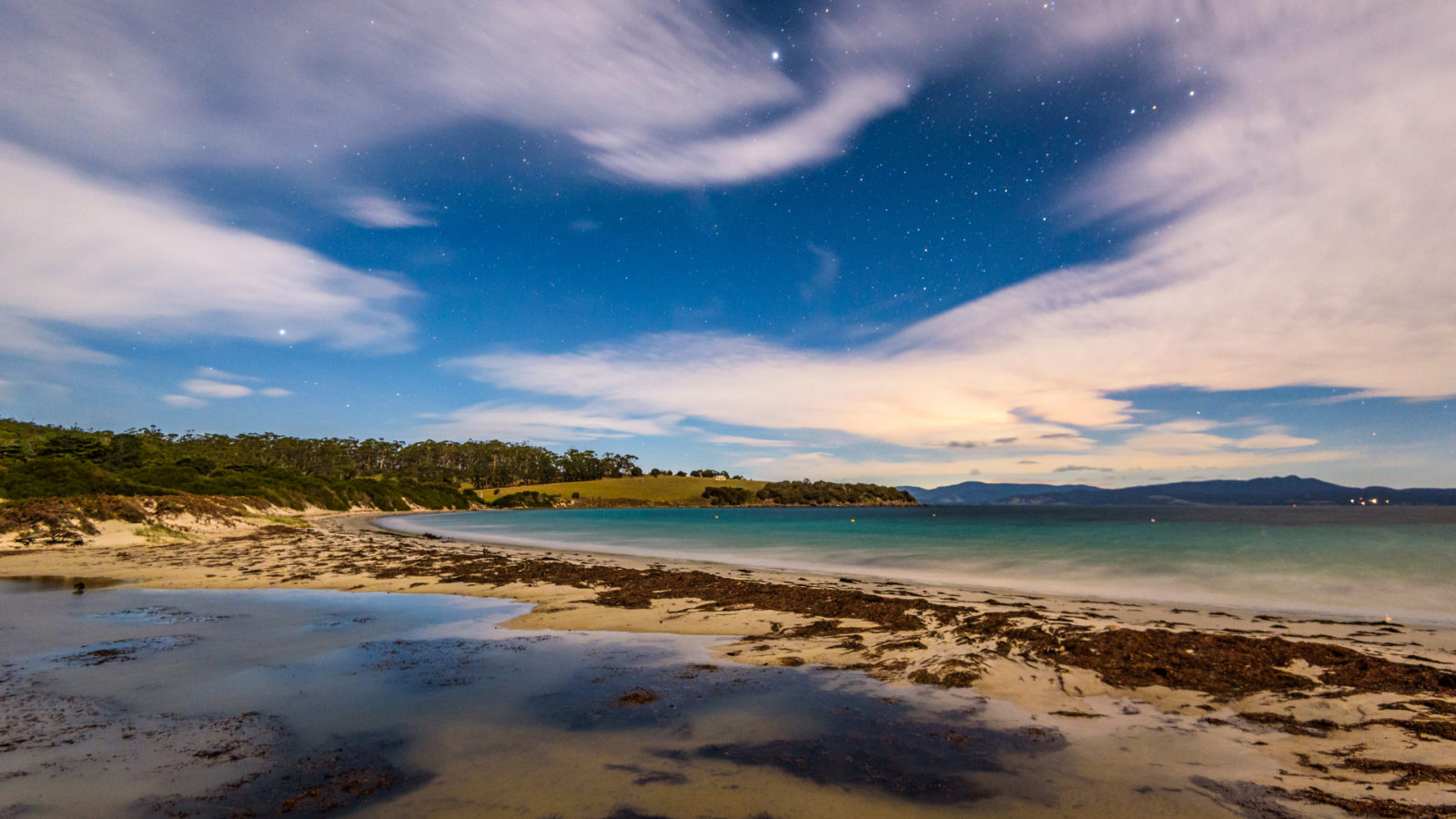 These are the top 5 beaches to visit on your next grey nomad adventure ...