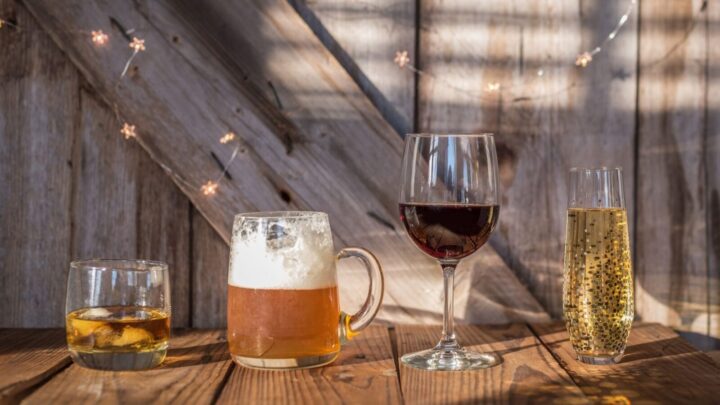 Lose the booze: New guidelines reduce recommended number of drinks ...