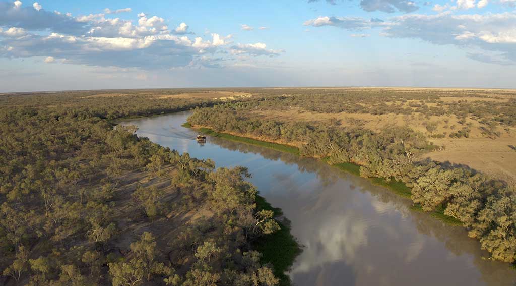How a few days of rain changed everything in Longreach - Starts at 60