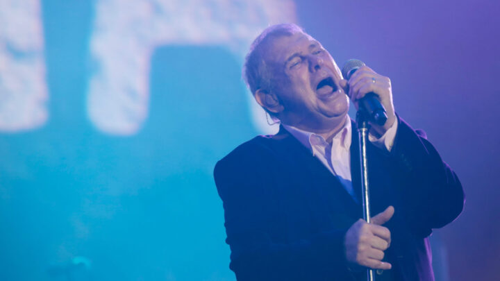 ‘John suffers from that man thing’: John Farnham’s shock cancer ...