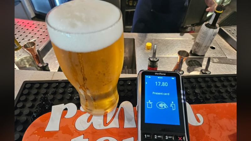 Schnitzel shock: Aussie pub-goer sparks frenzy over bite-sized pub ...