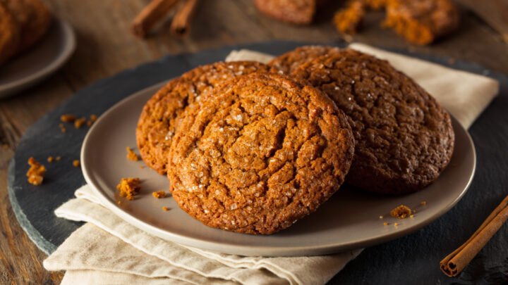 Delicious homemade ginger biscuits - Starts at 60