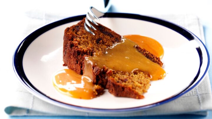 15-minute sticky toffee pudding - Starts at 60