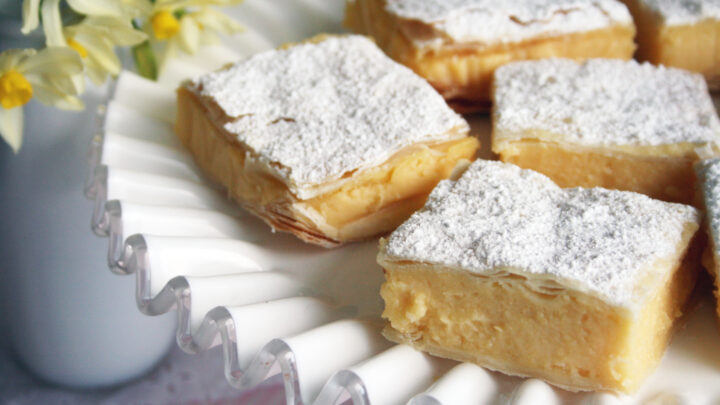 A true Aussie classic: Easy homemade vanilla slice that never fails ...
