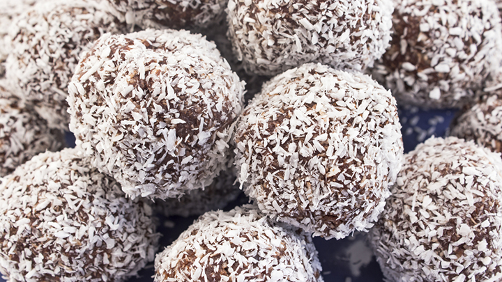 Amazing chocolate balls with Cherry Ripes and Peppermint Crisps inside ...
